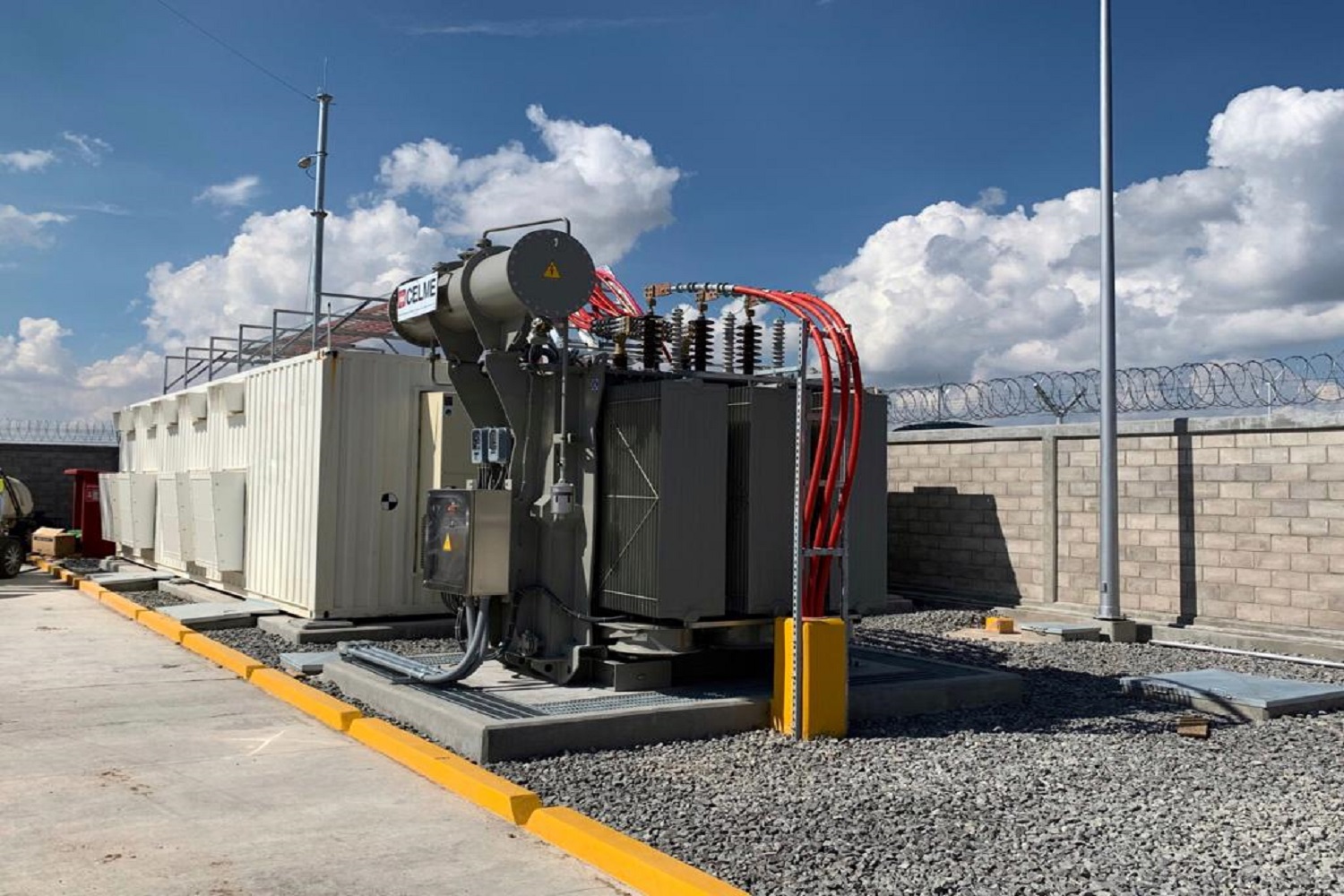 STATCOM TRANSFORMERS: REACTIVE POWER COMPENSATION